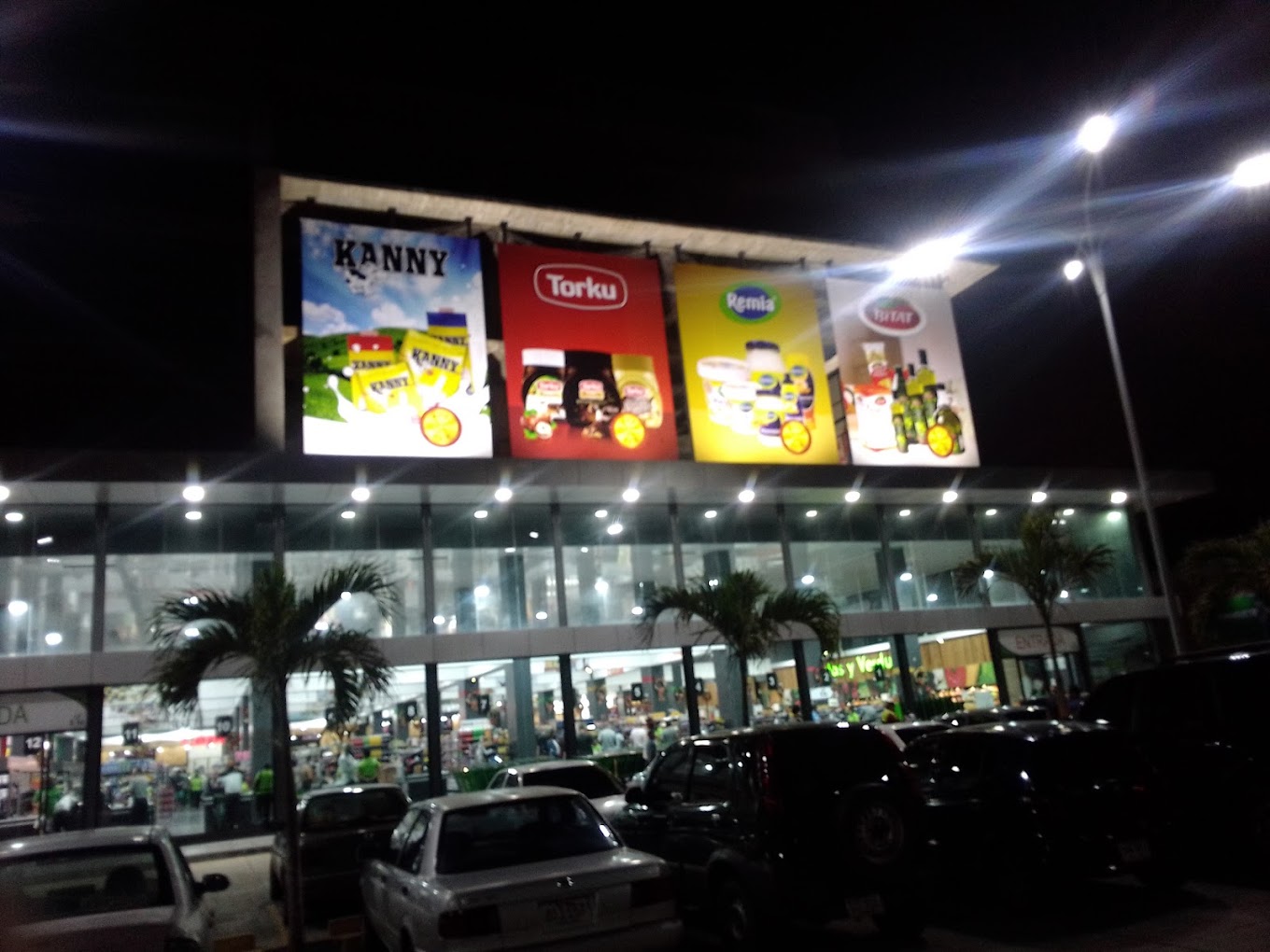 Río Supermarket Terranova - La Guía de Margarita